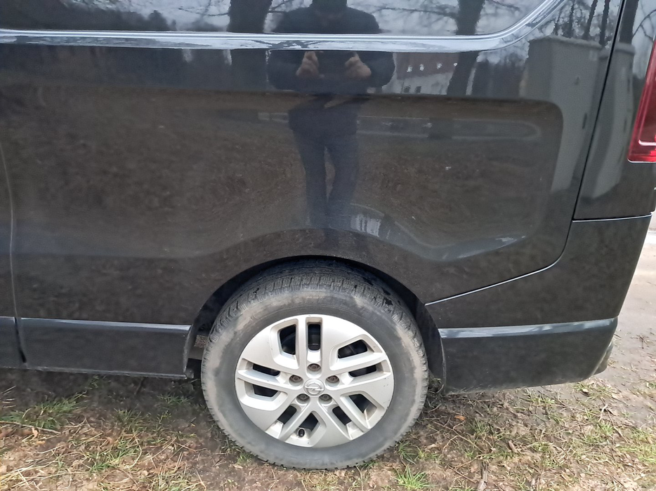 Aukcja samochodu OPEL Vivaro 1.6 BiTurbo CDTI Euro 6 1598ccm - 145KM 2,8/3t 15-19 Vivaro L1H1 2 ...