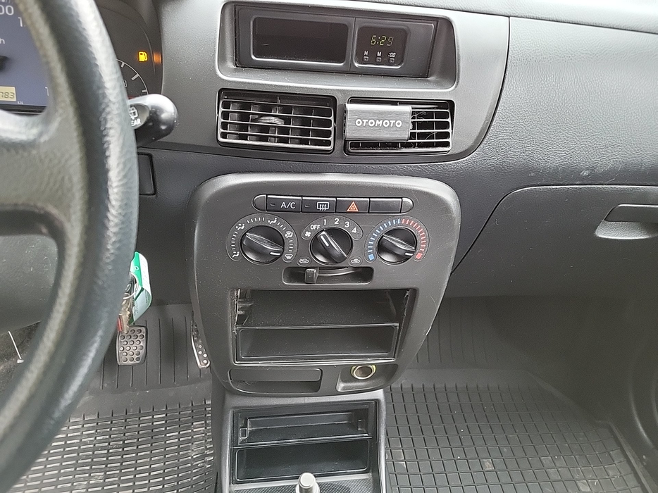 Aukcja samochodu DAIHATSU Cuore 03-07 Cuore 1.0 Plus 2004 Benzyna ...